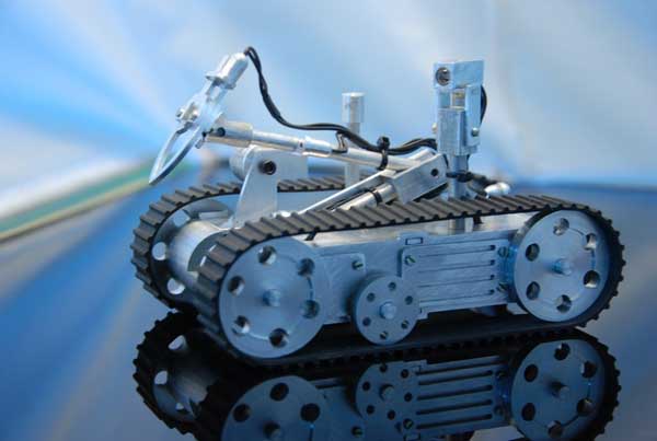Black Box Toys - Bomb Detector Robot